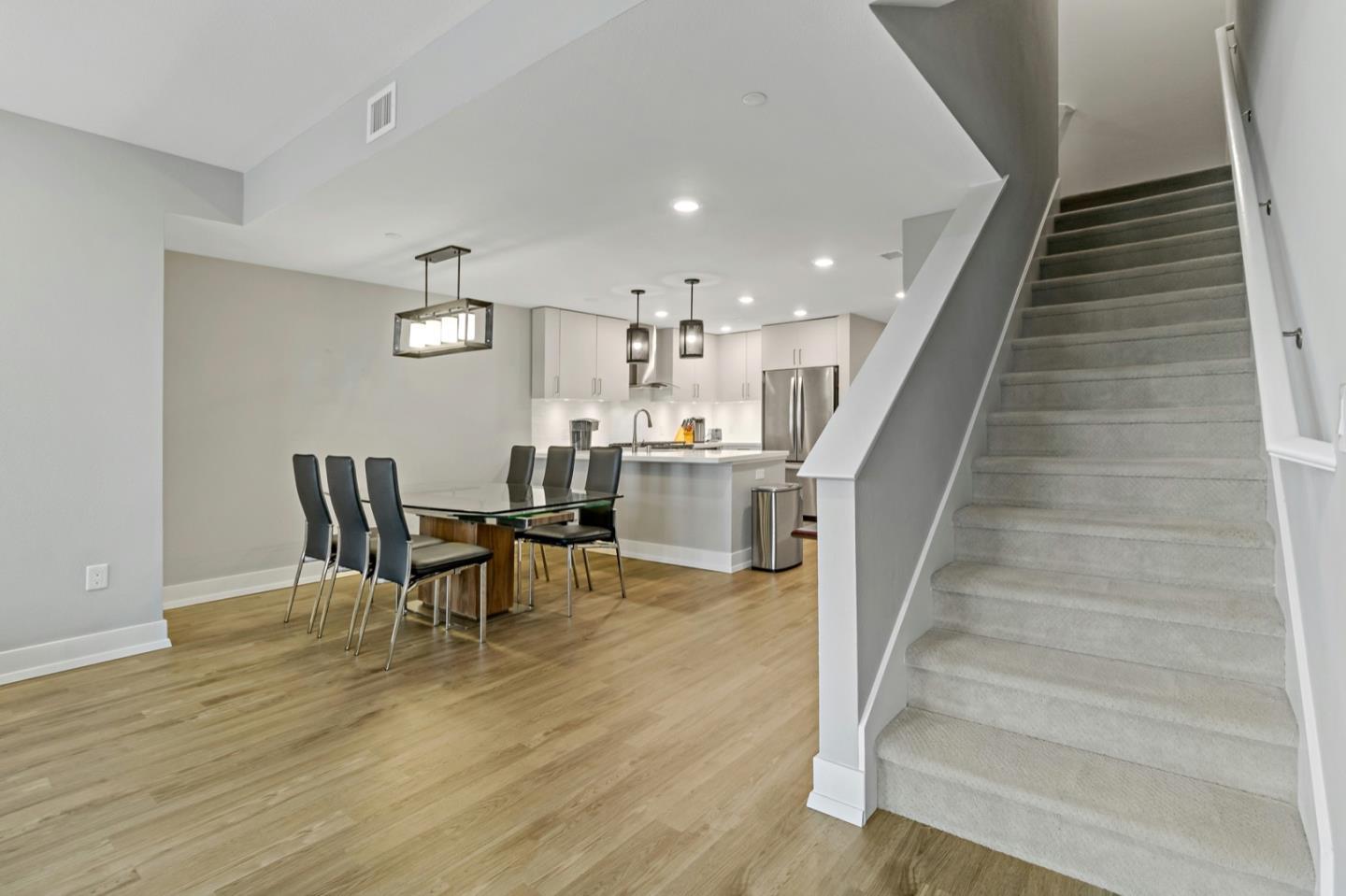 1048 Monroe St #321, Santa Clara, CA 95050 - 4 Beds | 2/1 Baths ...