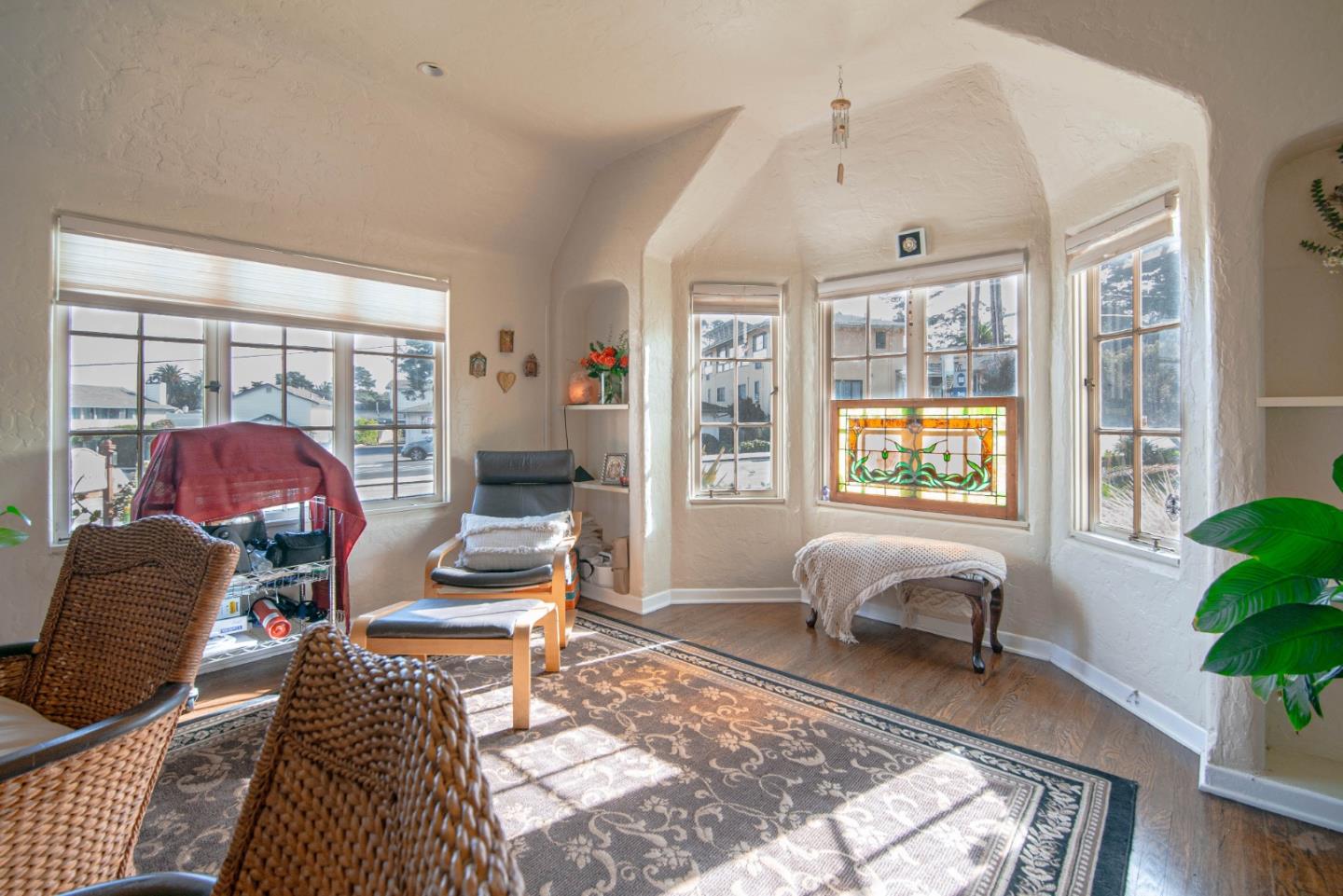 1088 Cass St, Monterey, CA 93940 - – Beds | – Baths (Contingent ...