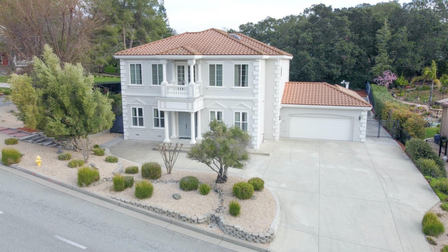 2035 Mantelli Dr, Gilroy, CA 95020 - 4 Beds | 3 Baths (Active ...