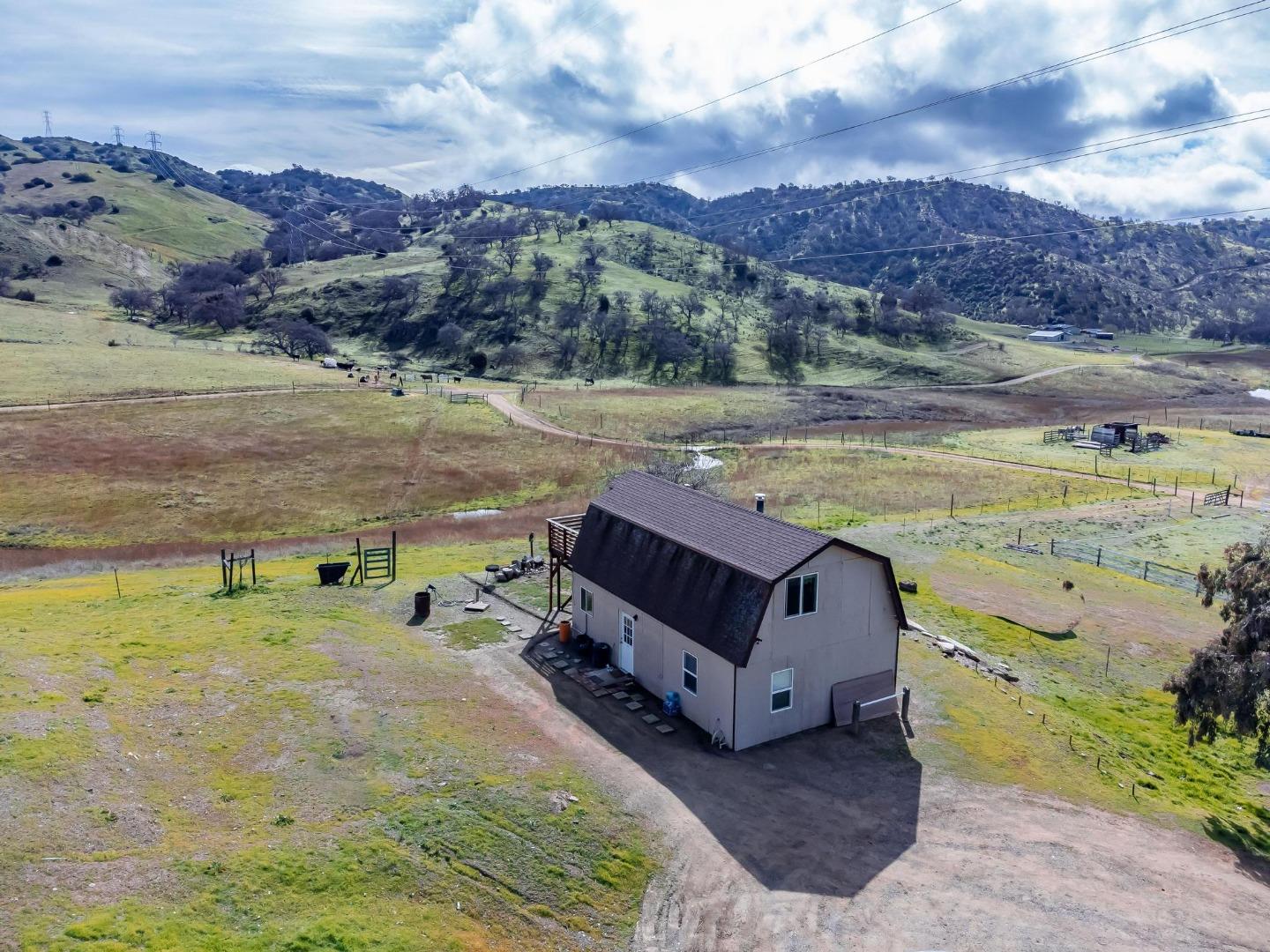 20094 Panoche Rd, Paicines, CA 95043 - 1 Beds | 1 Baths (Contingent ...