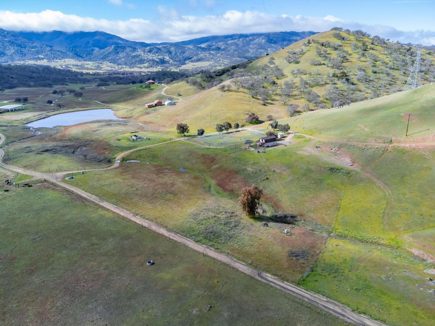 20094 Panoche Rd, Paicines, CA 95043 - 1 Beds | 1 Baths (Contingent ...