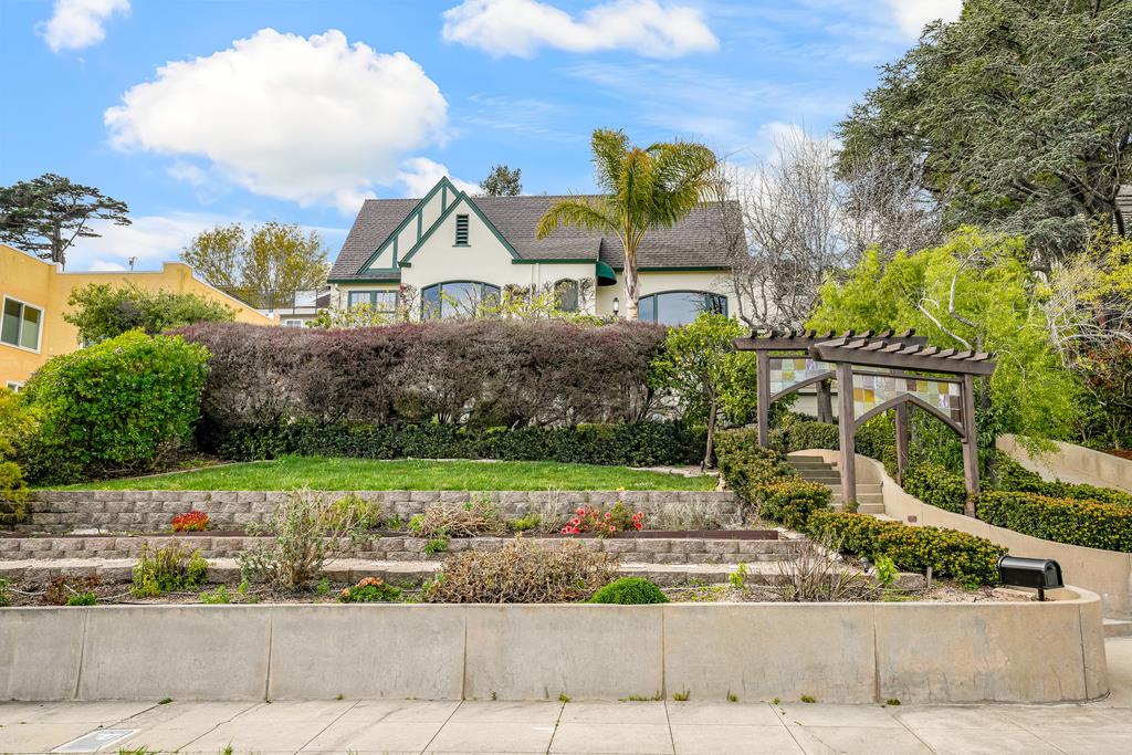 1418 Escalona Dr, Santa Cruz, CA 95060 - 3 Beds | 2 Baths (Active ...