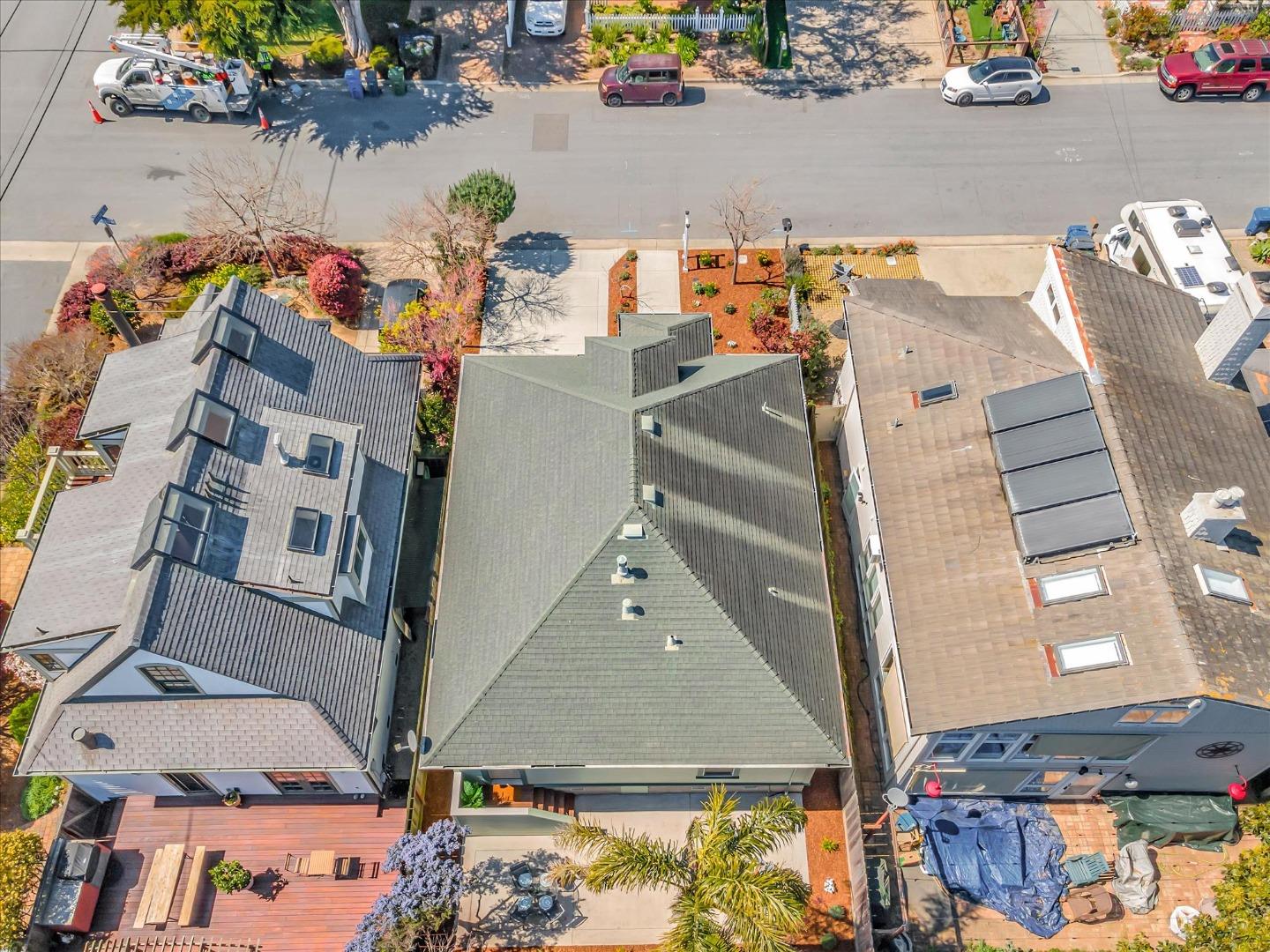 1550 Lincoln Ave, Capitola, CA 95010 - 3 Beds | 2 Baths (Active ...