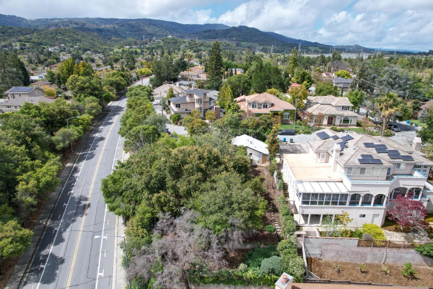 10036 Carmen Rd Cupertino Ca 95014 1 Beds 1 Baths