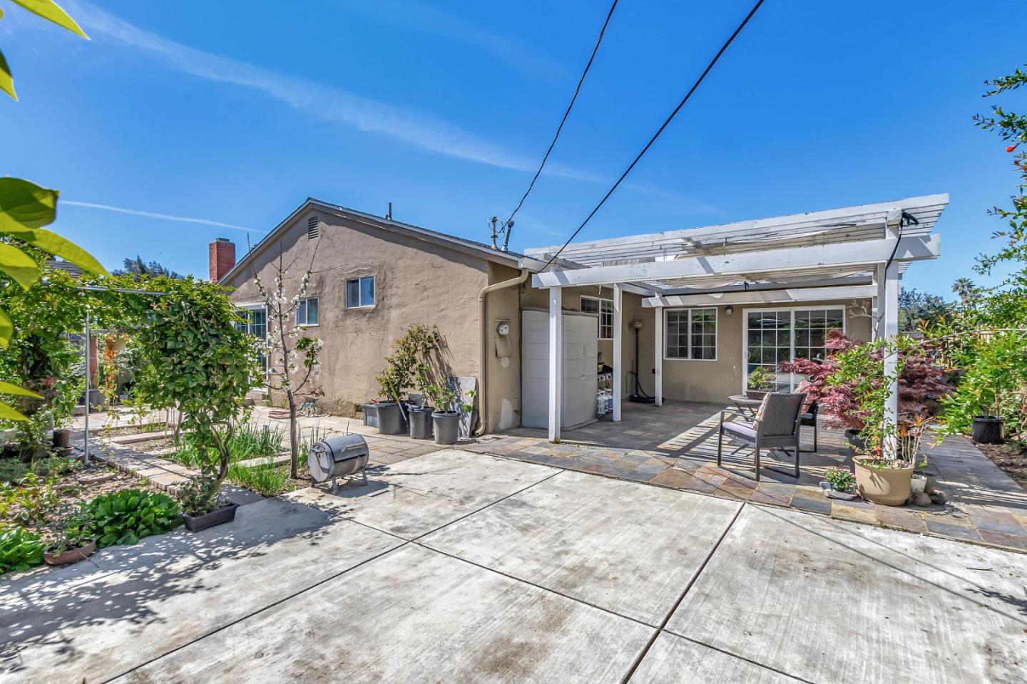 1028 Malott Dr, San Jose, CA 95121 - 3 Beds | 2 Baths (PendingDoNotShow ...