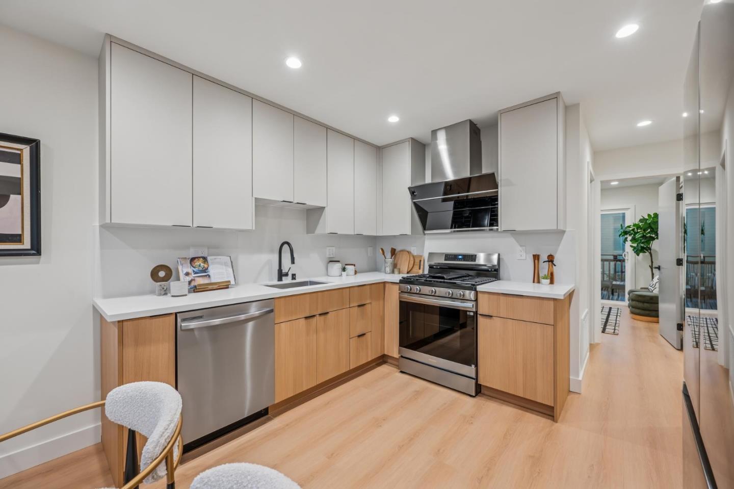 4040 Ortega St, San Francisco, CA 94122 - 3 Beds | 2 Baths (Active ...