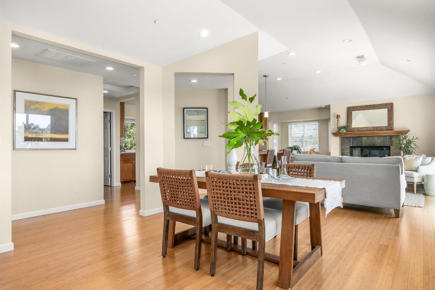 160 Mattison Ct, Aptos, CA 95003 - 3 Beds | 2/1 Baths (Active ...