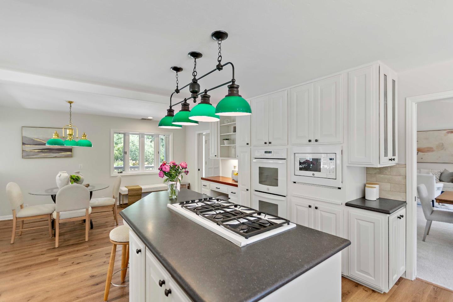23444 Skyview Ter, Los Gatos, CA 95033 - 4 Beds | 3 Baths (Active ...